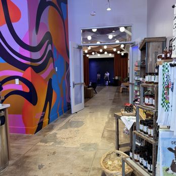 AUSTIN VISITOR CENTER - Updated October 2025 - 113 Photos & 59 Reviews ...