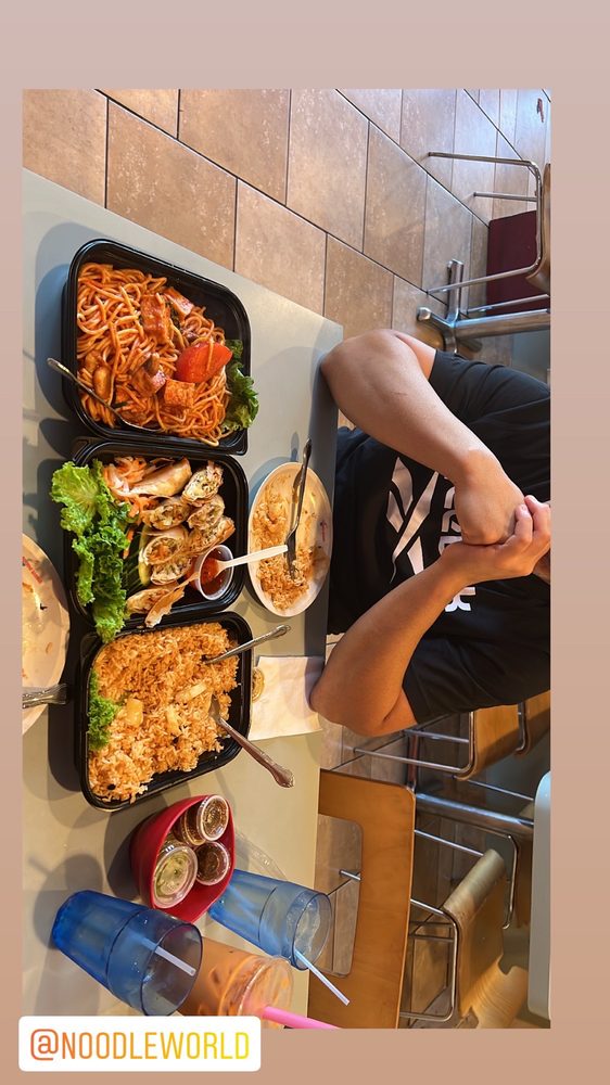 NOODLE WORLD - Updated December 2025 - 402 Photos & 302 Reviews - 1935 ...