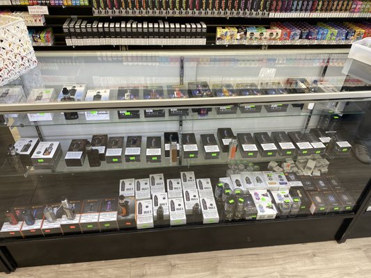 VAPE 411 AND SMOKE - Updated October 2025 - 90 Photos - 100 Frankfurt ...