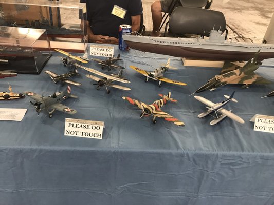 GREAT GUNS GUN SHOW - 54 Photos - 777 Ward Ave, Honolulu, Hawaii ...