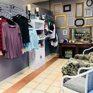 SLICK ROCK TANNING & SPA - Updated April 2025 - 11 Photos & 15 Reviews ...