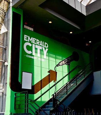 EMERALD CITY COMEDY CLUB - Updated December 2025 - 210 Broadway E ...