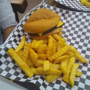 TATERS - Updated December 2025 - 24 Photos & 14 Reviews - 702 S Laurel ...