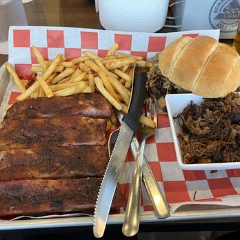 SQUEALERS SMOKE SHACK - Updated January 2026 - 54 Photos & 65 Reviews ...