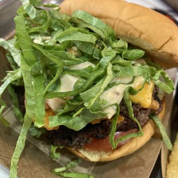 PAPI SMASH’D BURGER - Updated December 2025 - 342 Photos & 188 Reviews ...