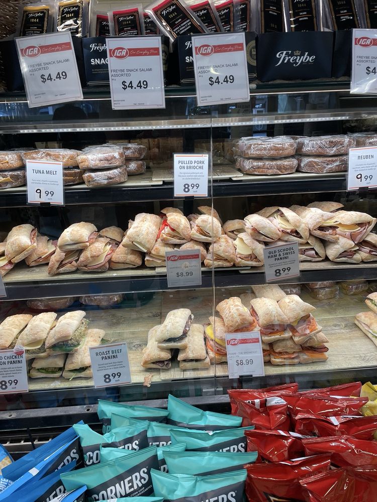 IGA MARKET PLACE ROBSON - Updated January 2026 - 31 Photos & 30 Reviews ...