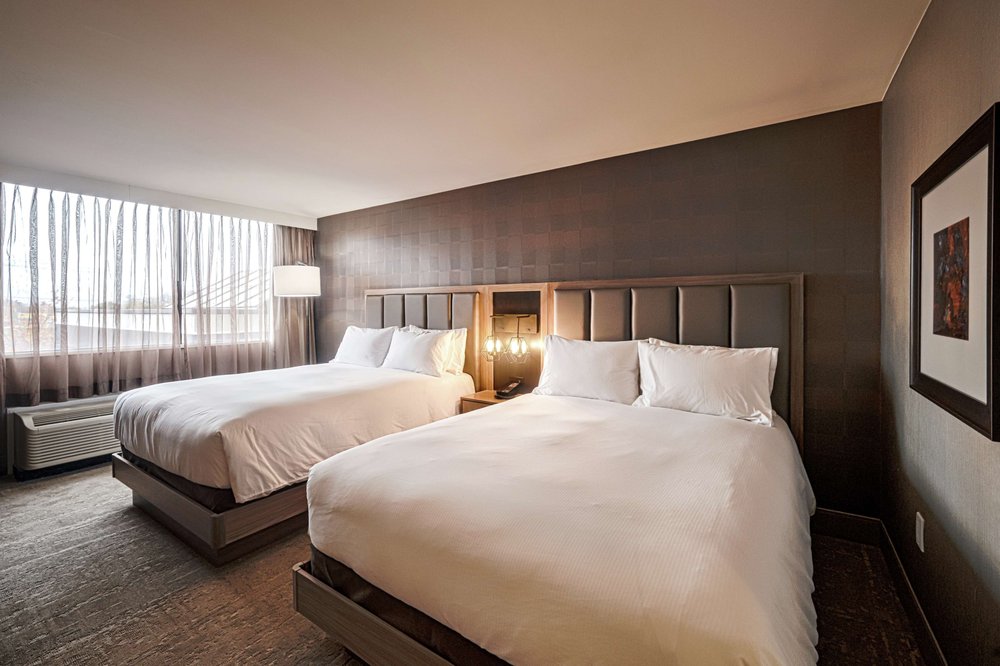 HOLIDAY INN KITCHENER-WATERLOO CONF. CTR. - Updated October 2025 - 59 ...