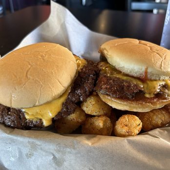 FU-BURGER - Updated August 2025 - 27 Photos & 38 Reviews - 526 ...