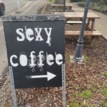 GRINDHOUSE COFFEE - Updated November 2025 - 75 Photos & 96 Reviews ...