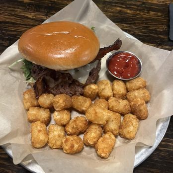 MILL CITY PUBLIC HOUSE - Updated July 2025 - 105 Photos & 93 Reviews ...