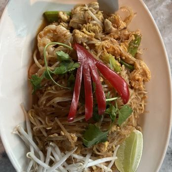 BASIL THAI CUISINE - Updated December 2025 - 364 Photos & 760 Reviews ...