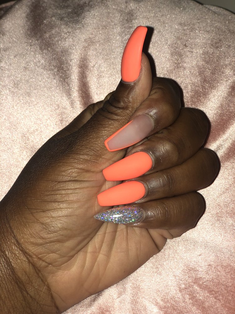 HOLLYS TOP NAILS - 14 Photos - 901 N Salisbury Blvd, Salisbury ...