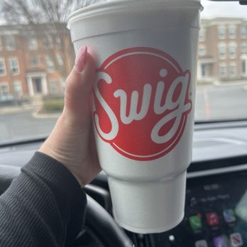 SWIG - Updated August 2025 - 49 Photos & 46 Reviews - 9510 N Meridian ...
