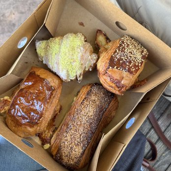 WAYFARER BREAD & PASTRY - Updated May 2025 - 1420 Photos & 831 Reviews ...