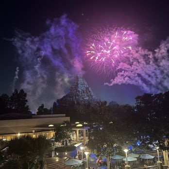 TOMORROWLAND SKYLINE TERRACE - Updated May 2026 - 32 Photos & 13 ...