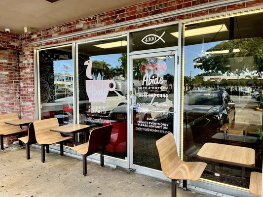 ABIDE CAFE & EATERY - Updated October 2025 - 29 Photos - 4300 Hollywood ...