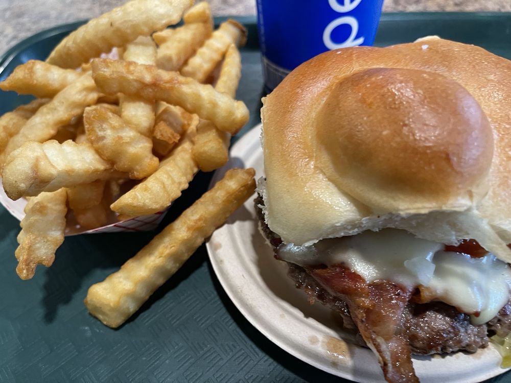 BILL GRAY’S - ONTARIO - Updated June 2025 - 26 Photos & 21 Reviews ...