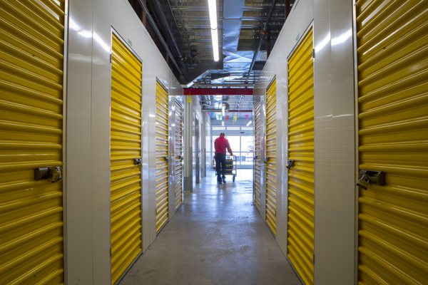 NYC MINI STORAGE - Updated May 2025 - 356 Photos & 12 Reviews - 863 E ...