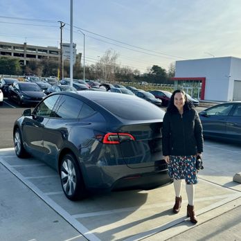 TESLA TIGARD SERVICE CENTER - Updated November 2025 - 12 Photos & 16 ...
