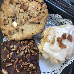 CORNER SCONE BAKERY - 241 Photos & 164 Reviews - 322 N California St ...