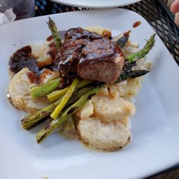 FOUR DOGS TAVERN - Updated April 2025 - 137 Photos & 298 Reviews - 1300 ...