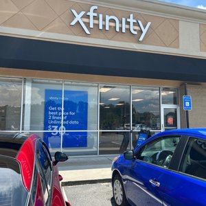 XFINITY STORE BY COMCAST - Updated July 2024 - 14 Reviews - 6255 ...