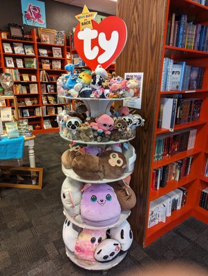 BOOKMANS ENTERTAINMENT EXCHANGE - Updated September 2024 - 142 Photos ...