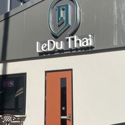 LEDU THAI - Updated October 2025 - 457 Photos & 150 Reviews - 915 N 5th ...