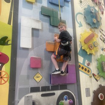 ALPINE CLIMBING ADVENTURE FITNESS - Updated August 2024 - 174 Photos ...