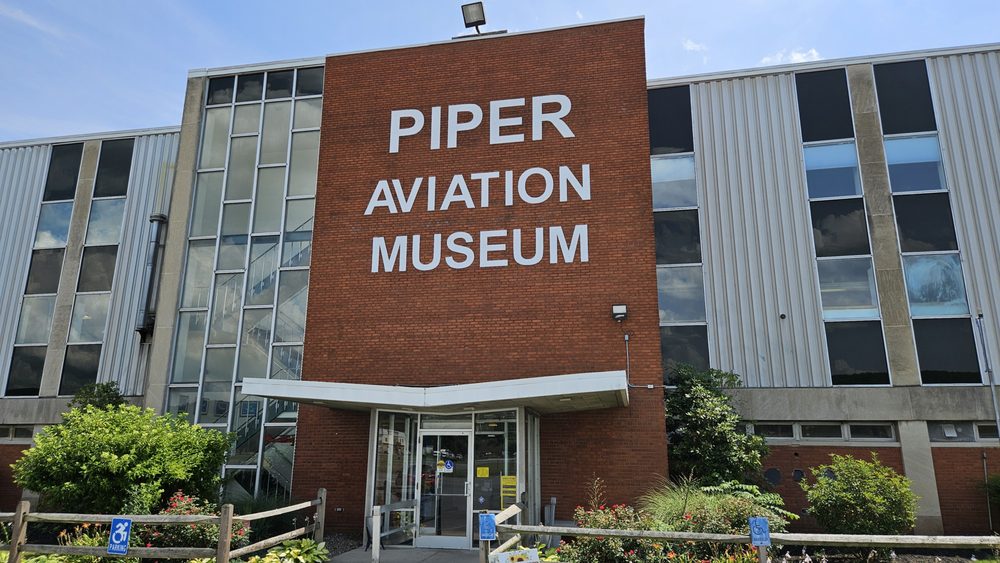 PIPER AVIATION MUSEUM - Updated October 2025 - 44 Photos - 1 Piper Way ...