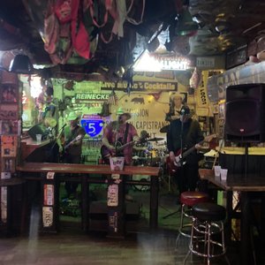 SWALLOWS INN - 133 Photos & 240 Reviews - Dive Bars - 31786 Camino ...