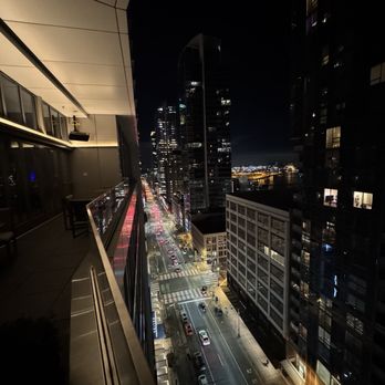 FOG ROOM - Updated March 2025 - 476 Photos & 295 Reviews - 1610 2nd Ave ...