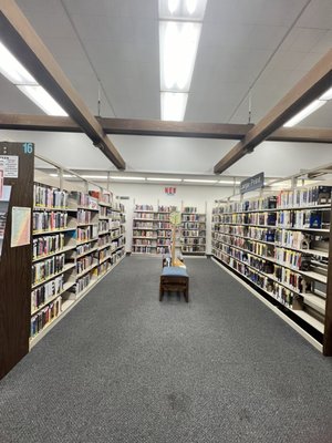 EL DORADO NEIGHBORHOOD LIBRARY - Updated November 2025 - 22 Photos - 20 ...