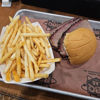 THE BBQ LAB - Updated June 2025 - 94 Photos & 105 Reviews - 4120 Main ...