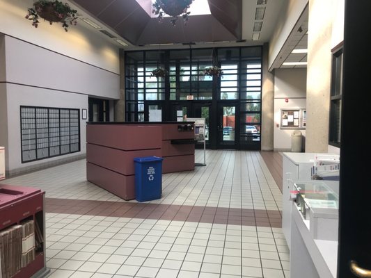 US POST OFFICE - 42 Photos & 35 Reviews - 1900 W Redlands Blvd, San ...