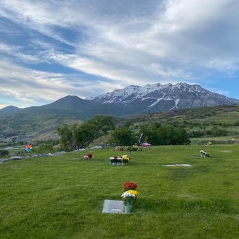 EAST LAWN MEMORIAL HILLS CEMETERY - Updated December 2025 - 4800 N ...