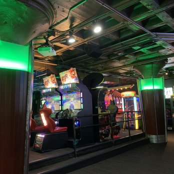 LUCKY STRIKE FENWAY - Updated October 2025 - 194 Photos & 635 Reviews ...