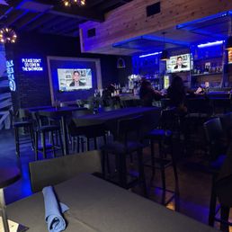 42 BAR AND GRILL - Updated October 2025 - 136 Photos & 47 Reviews - 327 ...