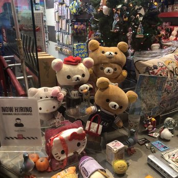 PIQ - Updated December 2025 - 178 Photos & 63 Reviews - 74 W 50th St ...