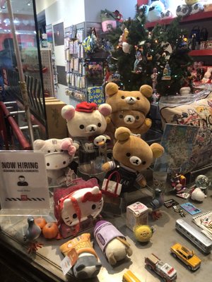 PIQ - Updated December 2024 - 157 Photos & 58 Reviews - 74 W 50th St ...