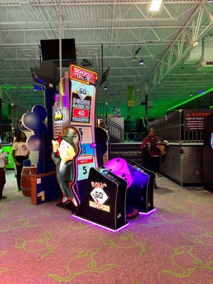 LAUNCH FAMILY ENTERTAINMENT PARK - NOVI - Updated May 2026 - 22 Photos ...