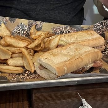 RUSTED CROW ON THE LAKE - Updated August 2024 - 85 Photos & 53 Reviews ...