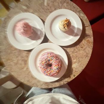 LADYFINGERS BAKERY & BAR - Updated April 2024 - 53 Photos & 21 Reviews ...