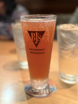 BJ’S RESTAURANT & BREWHOUSE - Updated December 2025 - 1113 Photos ...