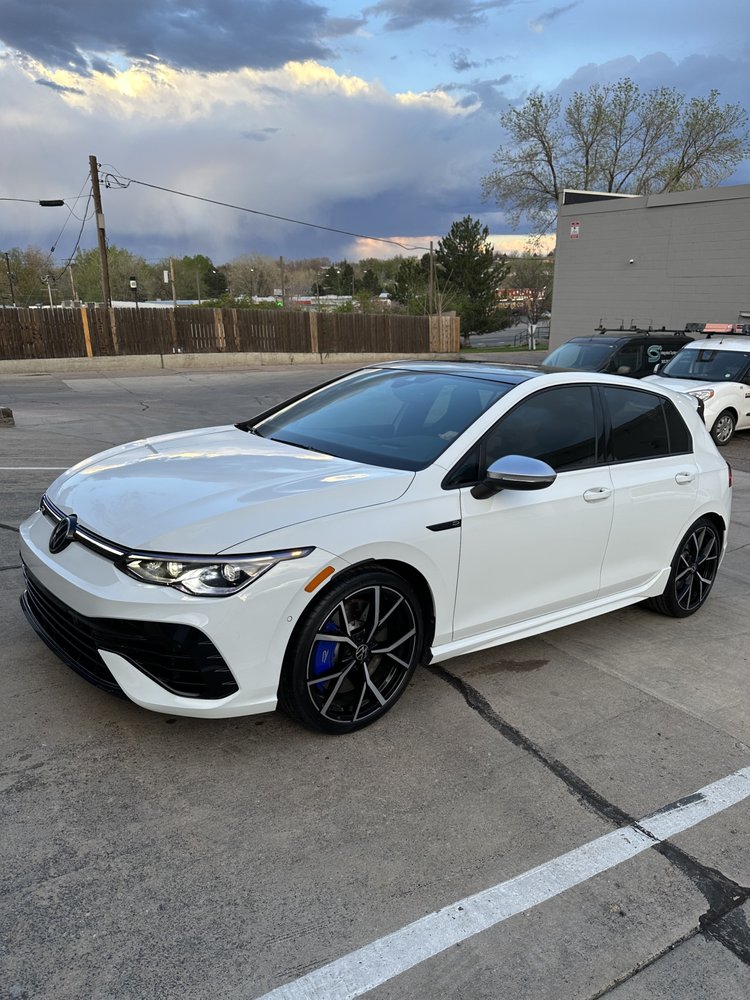 218 CUSTOMS - Updated December 2025 - 11 Photos - 747 Sheridan Blvd ...