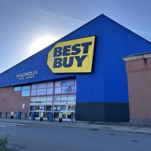 BEST BUY ATTLEBORO - Updated December 2025 - 17 Photos & 66 Reviews ...