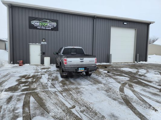 ONE STOP AUTO REPAIR AND CUSTOMZ - Updated July 2025 - 2575 N 42nd St ...