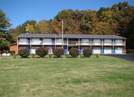 CHURCH HILL INN - Updated December 2025 - 18 Photos - 1142 Volunteer St ...