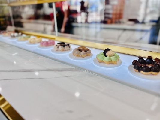 MUNCH MUNCH MOCHI DONUT - 141 Photos & 48 Reviews - 19189 I-45 ...