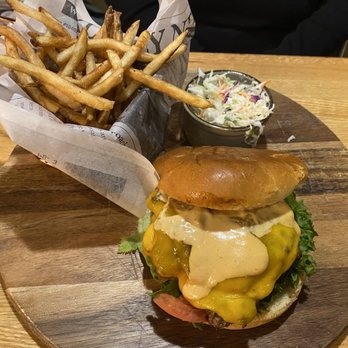 MAC’S TAP & TABLE - Updated December 2025 - 60 Photos & 32 Reviews - 25470 Point Lookout Rd ...